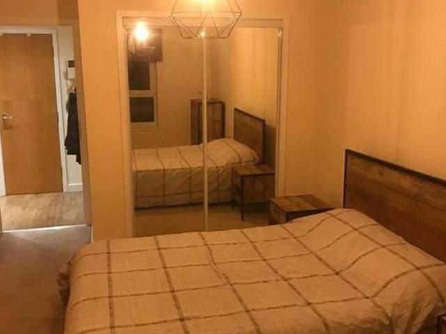 2 bedroom flat in Glasgow