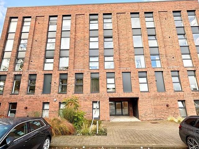 2 bedroom flat in Glasgow
