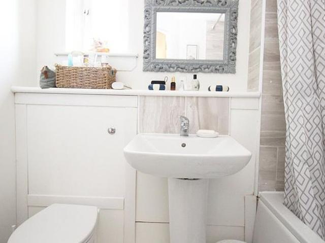 2 bedroom flat in Glasgow