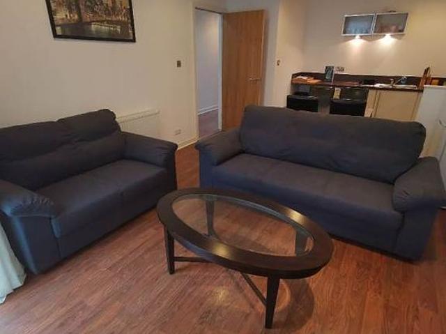 2 bedroom flat in Glasgow