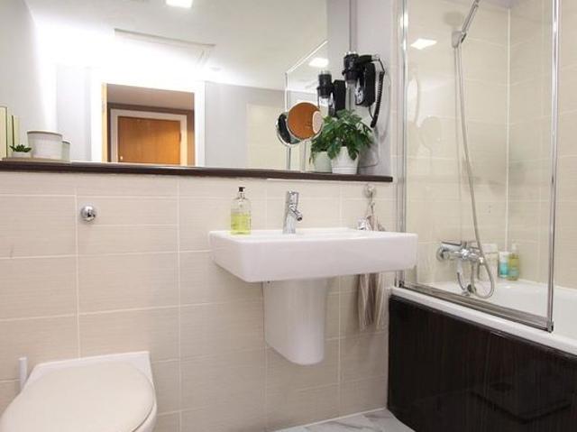 2 bedroom flat in Glasgow