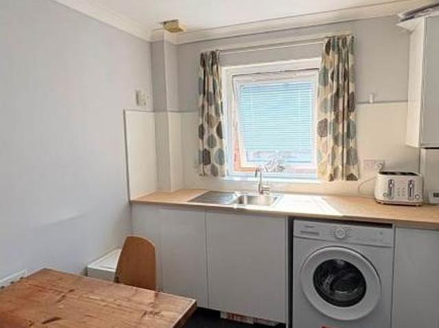 2 bedroom flat in Glasgow