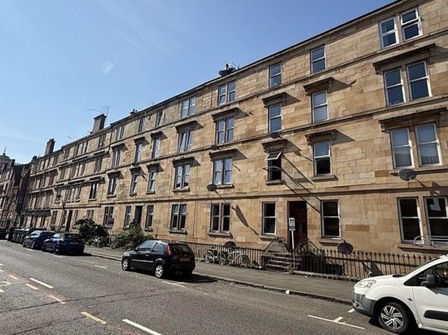 2 bedroom flat in Glasgow