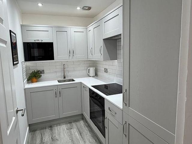 2 bedroom flat in Glasgow