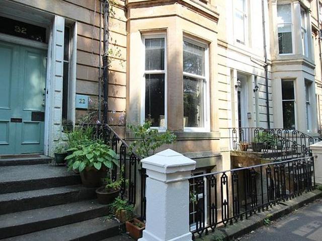 2 bedroom flat in Glasgow