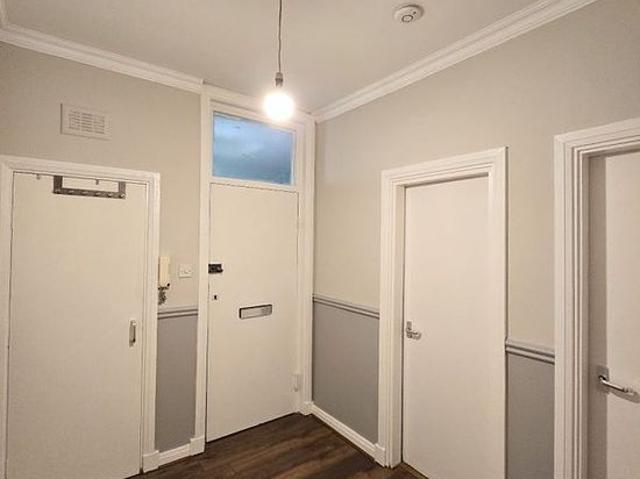 2 bedroom flat in Glasgow