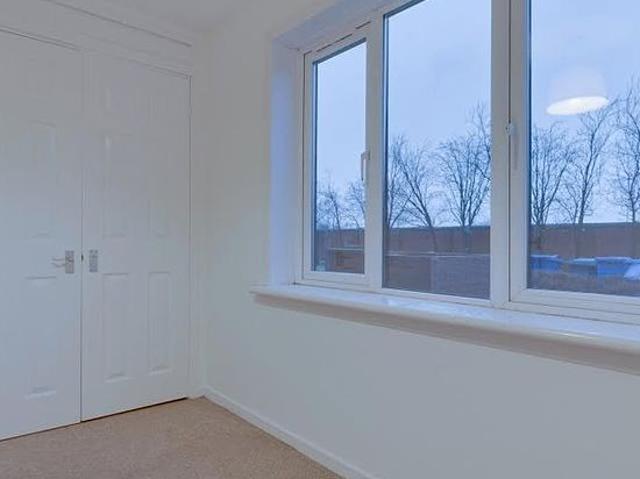 2 bedroom flat in Glasgow