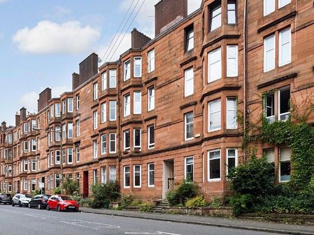 2 bedroom flat in Glasgow