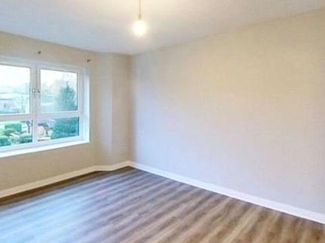 2 bedroom flat in Glasgow