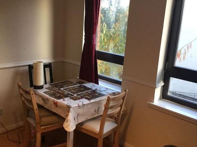 2 bedroom flat in Glasgow