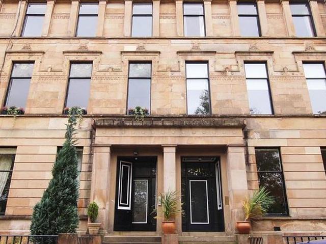2 bedroom flat in Glasgow