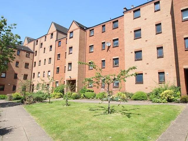2 bedroom flat in Glasgow