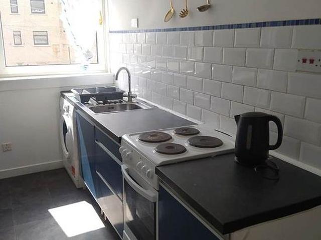 2 bedroom flat in Glasgow