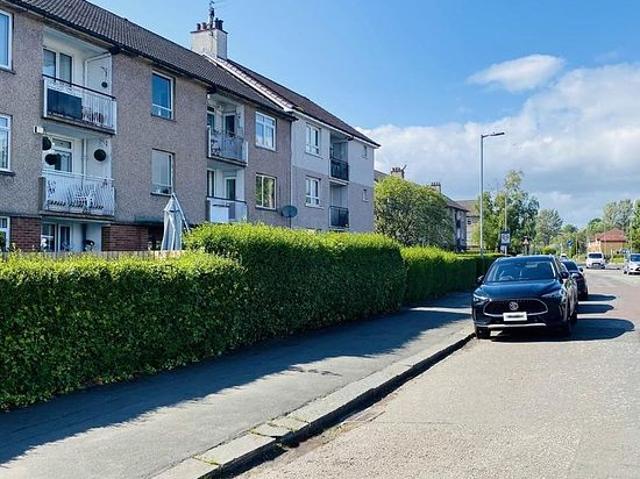 2 bedroom flat in Glasgow