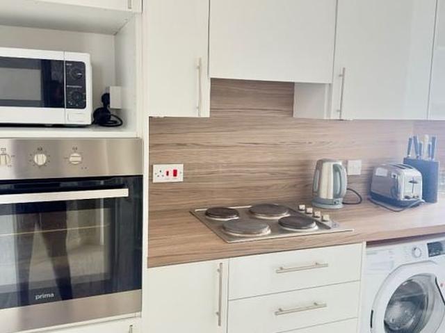2 bedroom flat in Glasgow