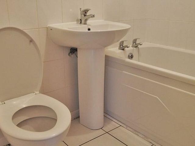 2 bedroom flat in Glasgow
