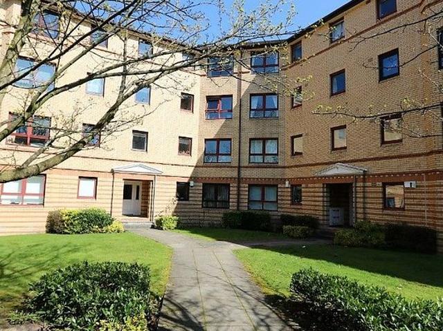 2 bedroom flat in Glasgow
