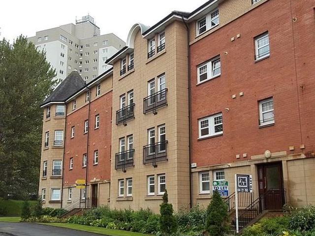 2 bedroom flat in Glasgow