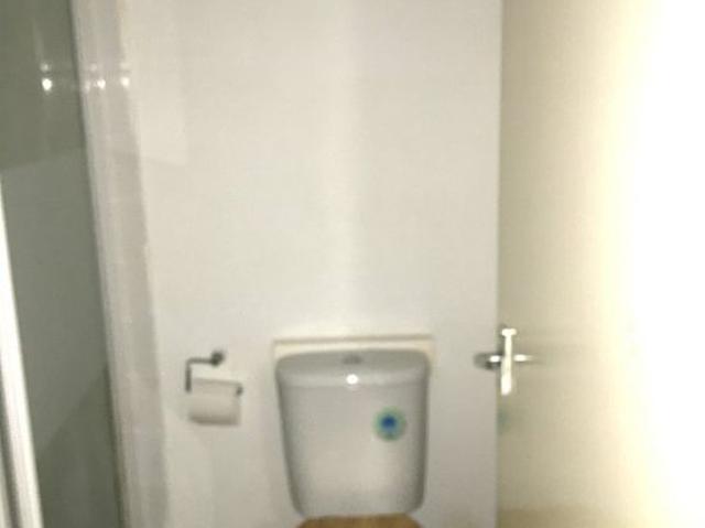 2 bedroom flat in Harrow