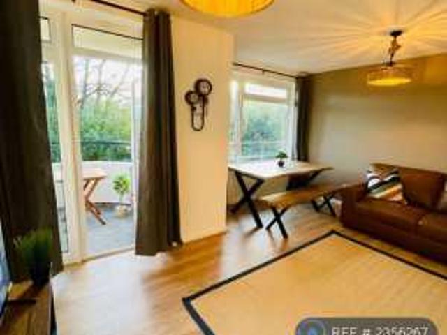 2 bedroom flat in Hillside Court, Penylan, Cardiff, CF23 2 bed #2356267