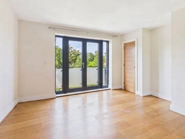 2 bedroom Flat in Institute Road, Maidenhead