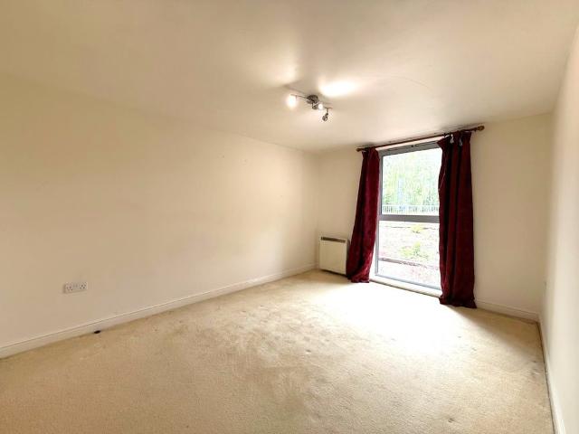 2 bedroom Flat in Kelvin Gate, Bracknell