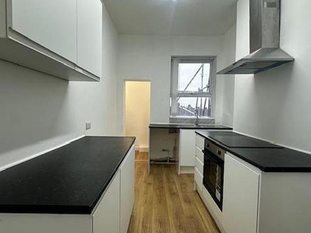 2 bedroom flat in Liverpool