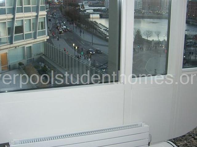 2 bedroom flat in Liverpool