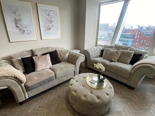 2 bedroom flat in Liverpool