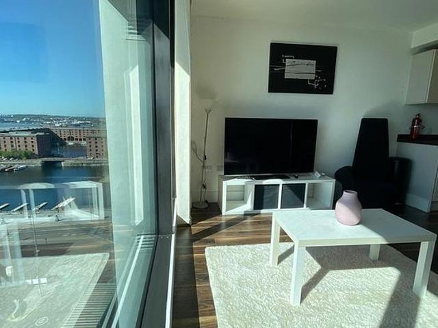 2 bedroom flat in Liverpool