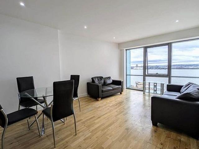 2 bedroom flat in Liverpool