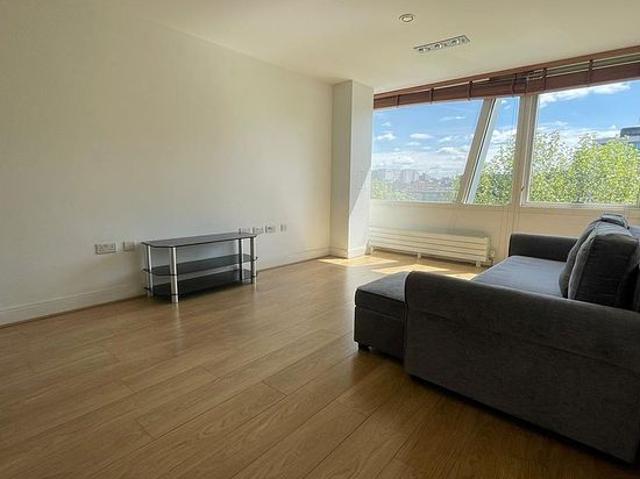 2 bedroom flat in Liverpool