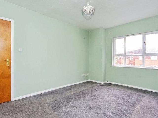2 bedroom flat in Liverpool