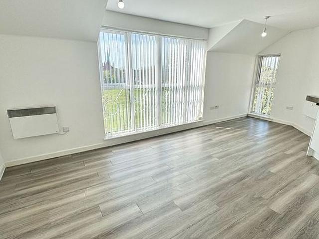 2 bedroom flat in Liverpool