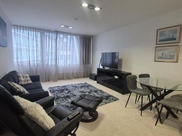 2 bedroom flat in Liverpool