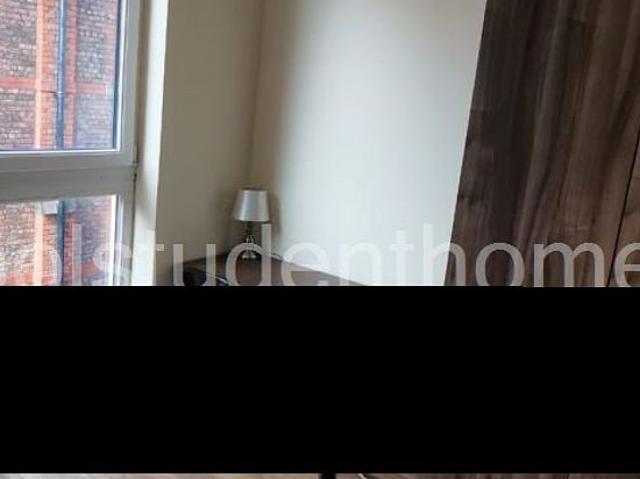 2 bedroom flat in Liverpool