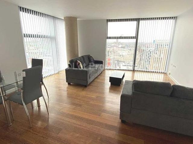 2 bedroom flat in Liverpool