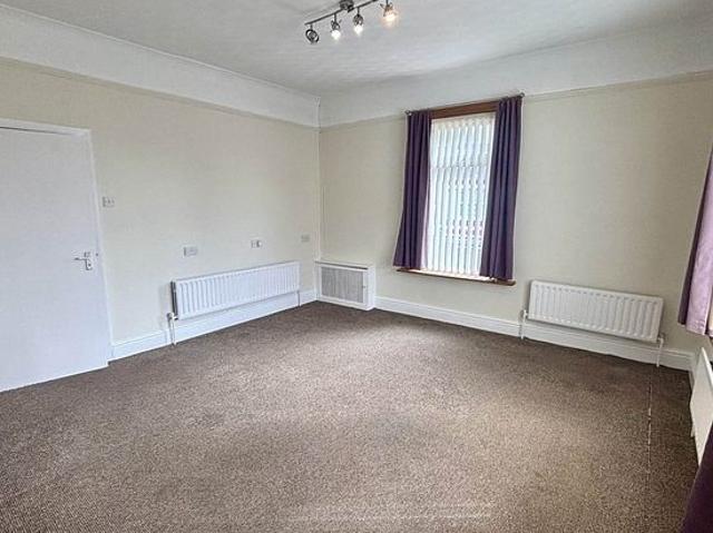 2 bedroom flat in Liverpool