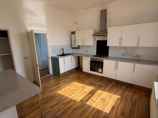 2 bedroom flat in Liverpool