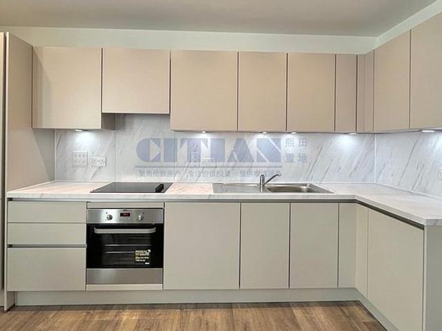 2 bedroom flat in London