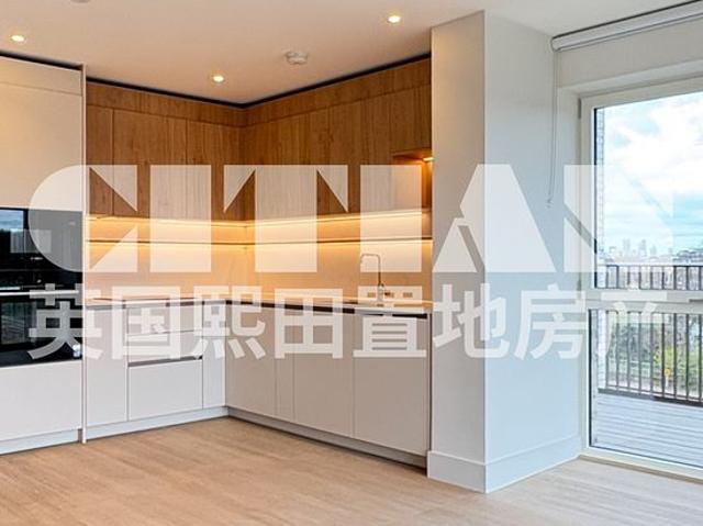2 bedroom flat in London