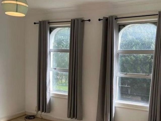 2 bedroom flat in London