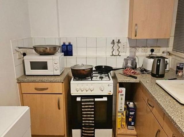 2 bedroom flat in London