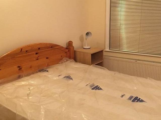 2 bedroom flat in London