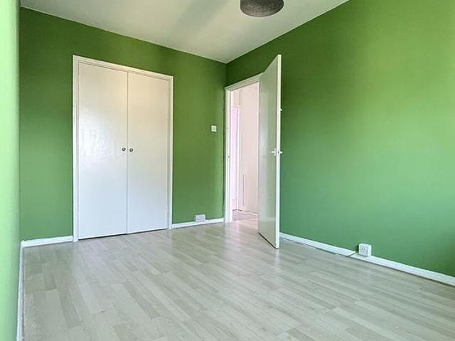 2 bedroom flat in London