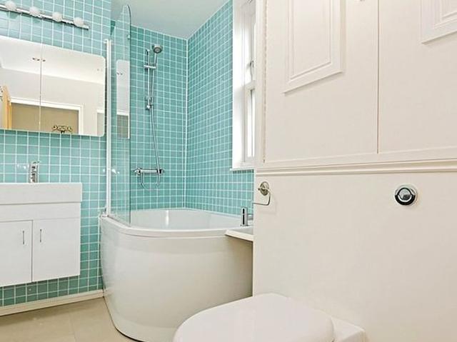 2 bedroom flat in London