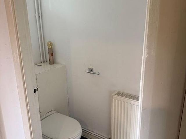 2 bedroom flat in London