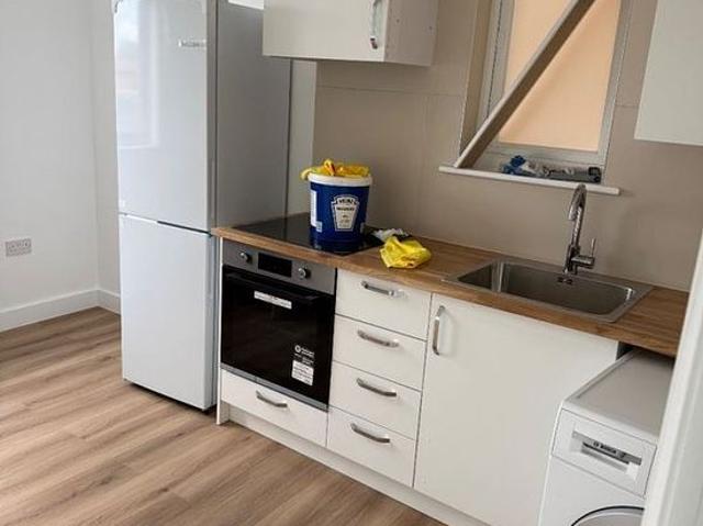 2 bedroom flat in London
