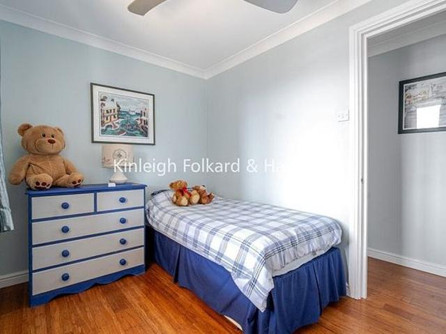 2 bedroom flat in London