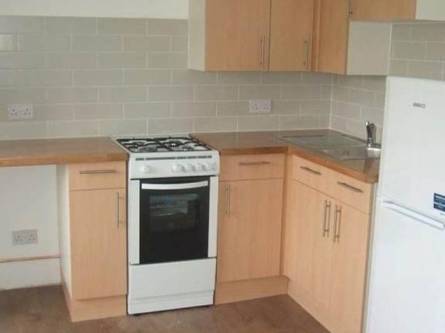 2 bedroom flat in London